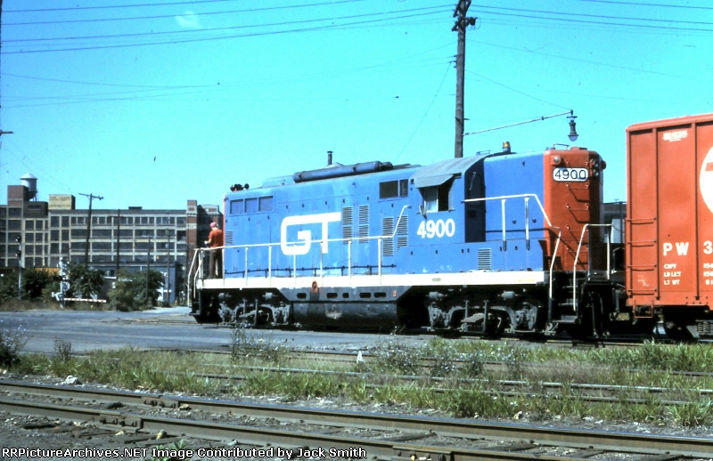 GTW 4900